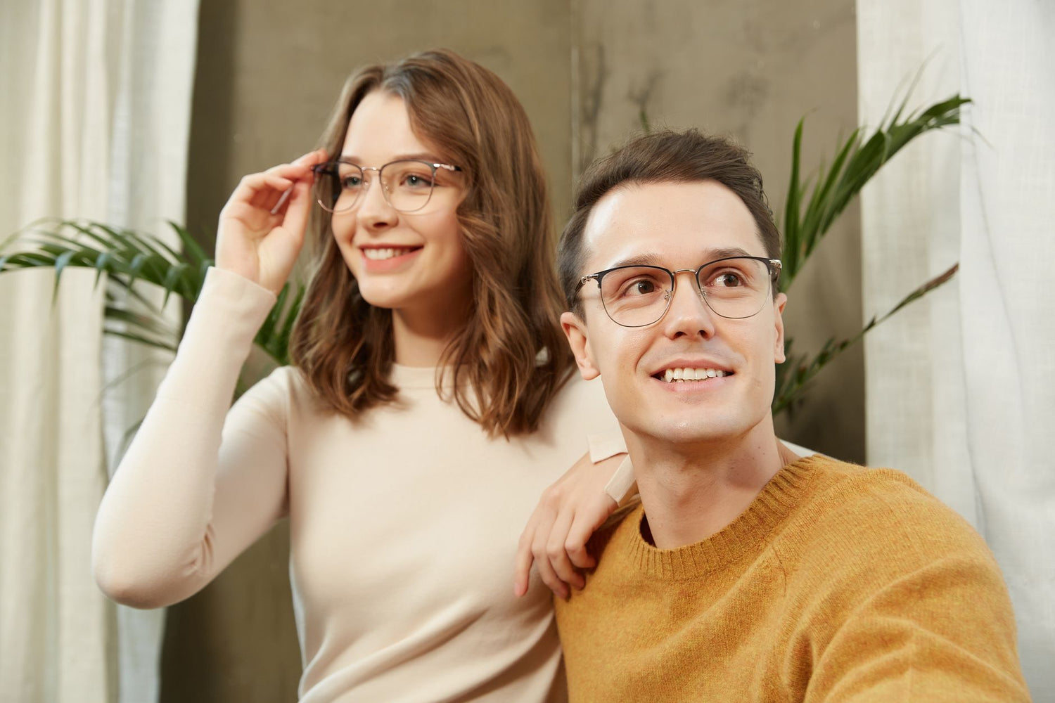 How to Choose Lightweight Glasses That Won't Slide Down – lensdy